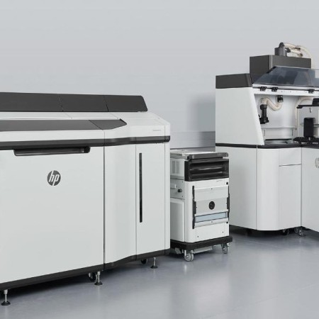 HP Multi Jet Fusion 5200 3D Printer - Form Additive 3D Printing and ...